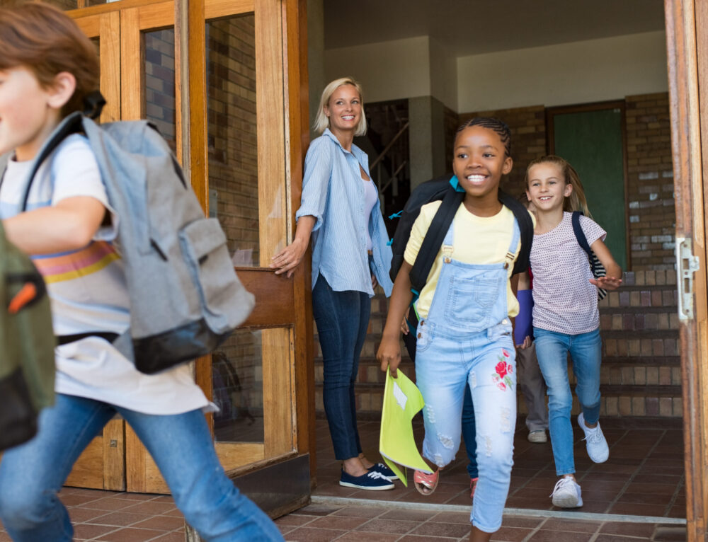 Juf M is een hit op YouTube en deelt het geheim van haar lessen ...